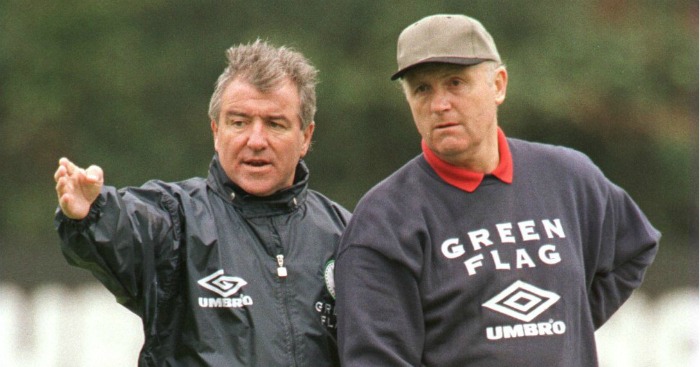 England and Arsenal tributes flood in for Howe | TEAMtalk