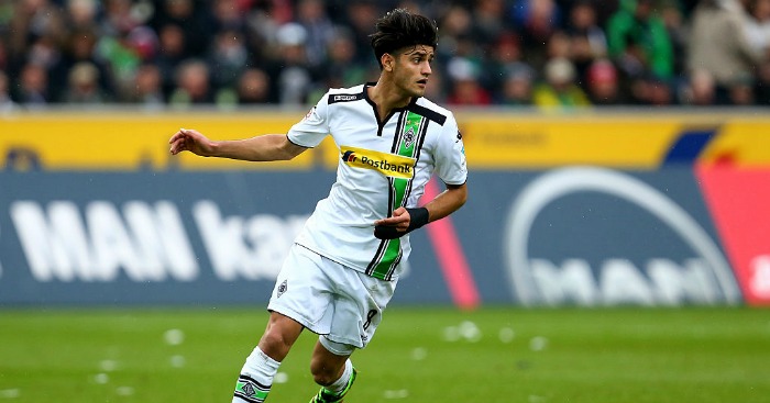 Liverpool rival Dortmund in race to sign Dahoud - Reports | TEAMtalk