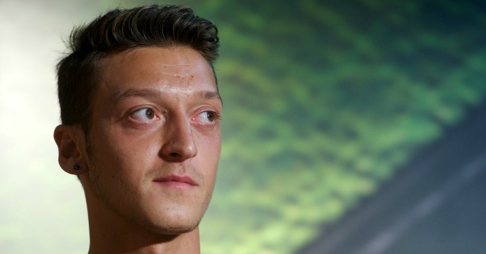 Arsenal star Ozil would 'jump at chance' of Real return | TEAMtalk