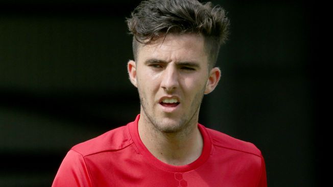 Manchester United midfielder set to leave in £500k deal - report | TEAMtalk