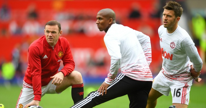 Scholes expects Man Utd stalwart to consider exit | TEAMtalk