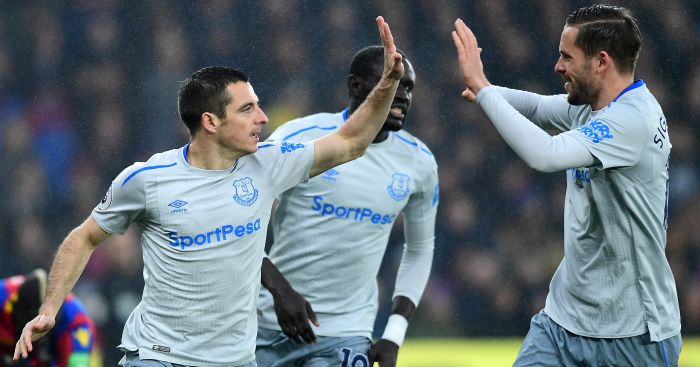 Baines aiming to regain starting role after signing new one-year deal