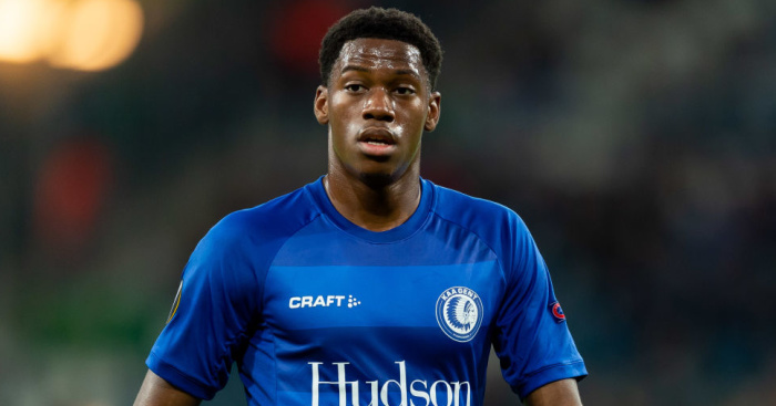 Leeds given cold shoulder by striker as transfer preference is revealed