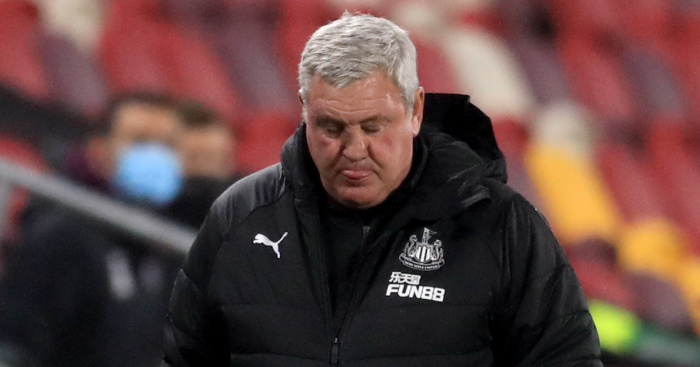 Bruce unmoved on common Newcastle complaint; responds to sack calls