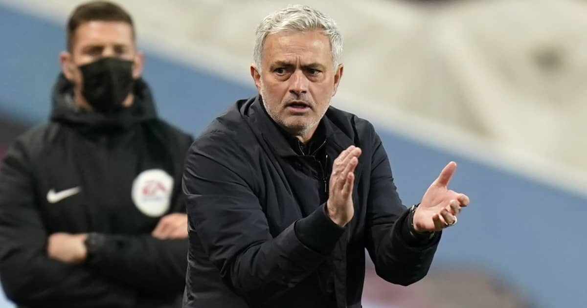 Mourinho delivers backhanded complement to Tottenham players