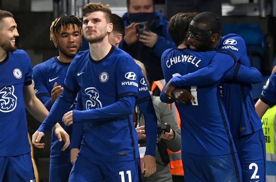 Chelsea gain Leicester revenge to open door for Liverpool in top-four race