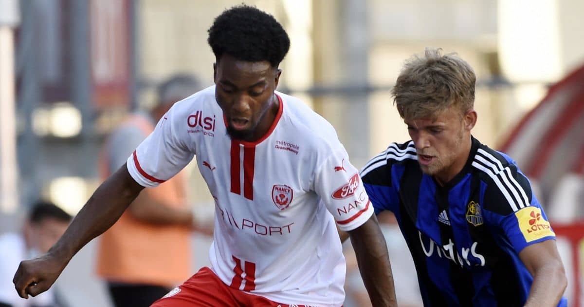 Man Utd monitoring in-demand second-tier midfielder who broke a record