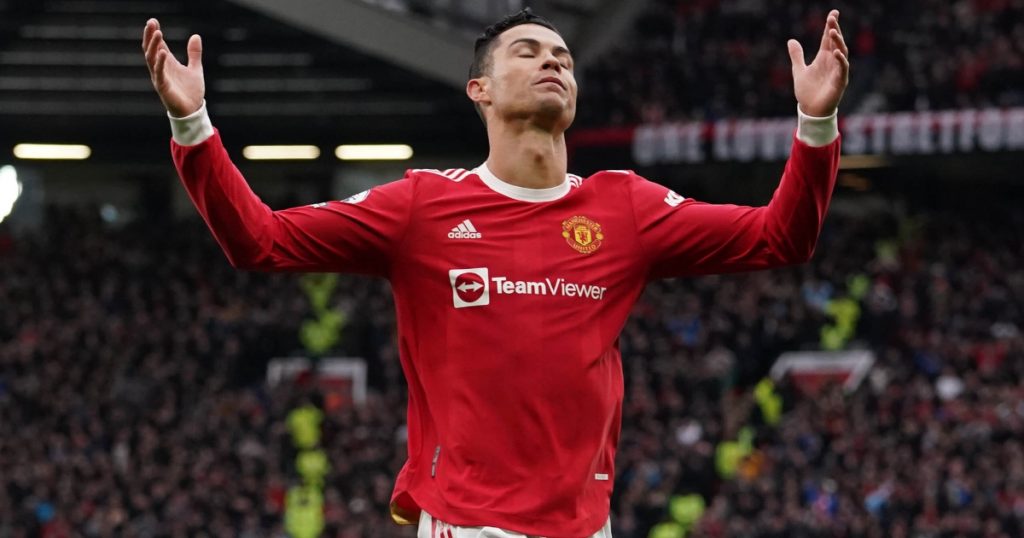 Cristiano Ronaldo blasted in sensational rant as pundit tells Man Utd ...
