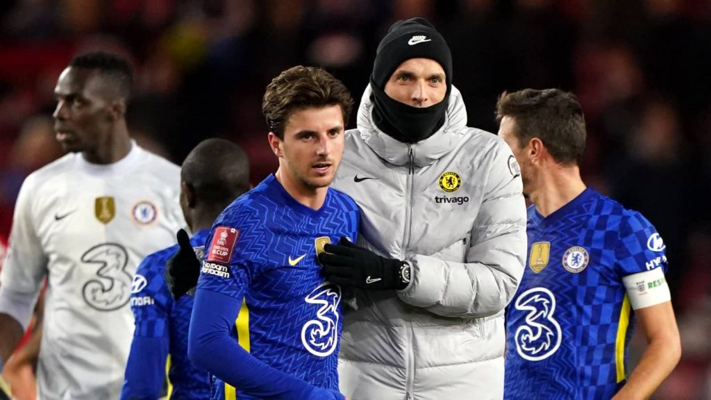 Barcelona expand Chelsea transfer plans, as popular midfielder Mason ...