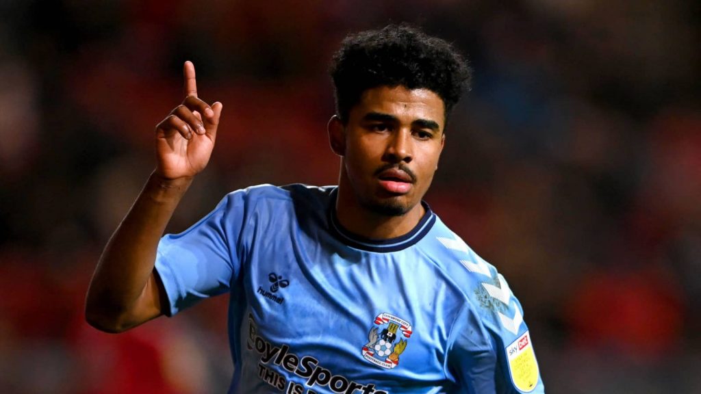 Chelsea calling time on Ian Maatsen chances, with defender set to join ...