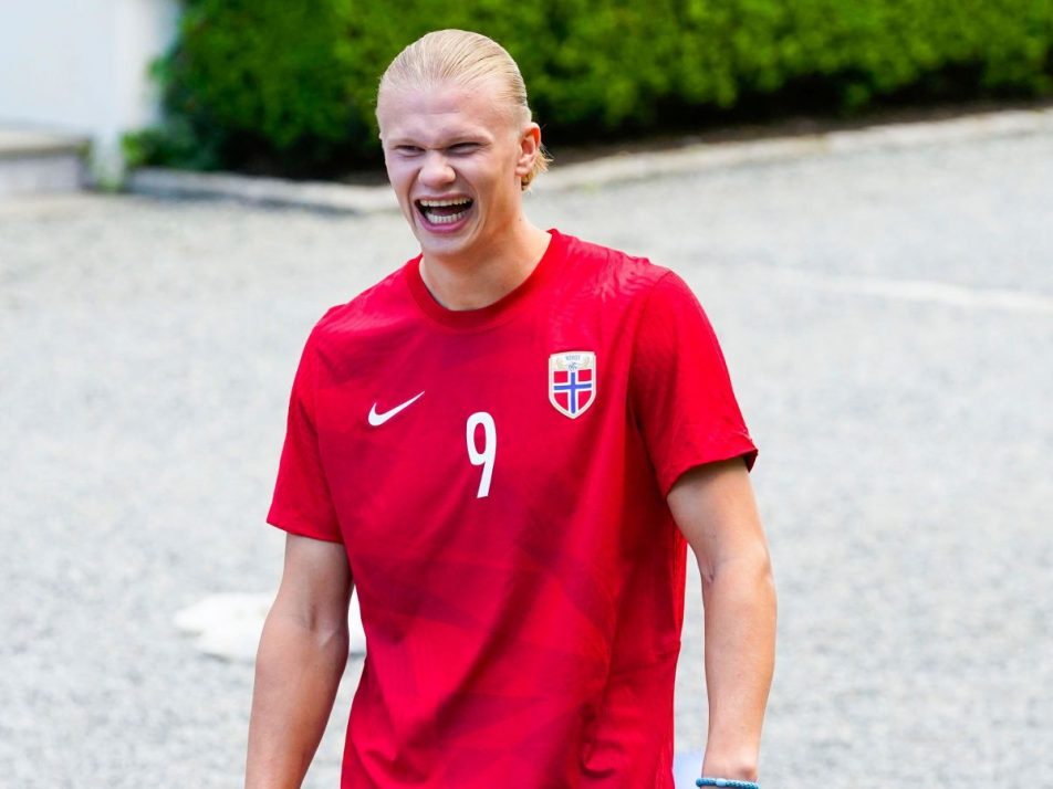 Real Madrid watching with interest as two Erling Haaland transfer release clauses revealed