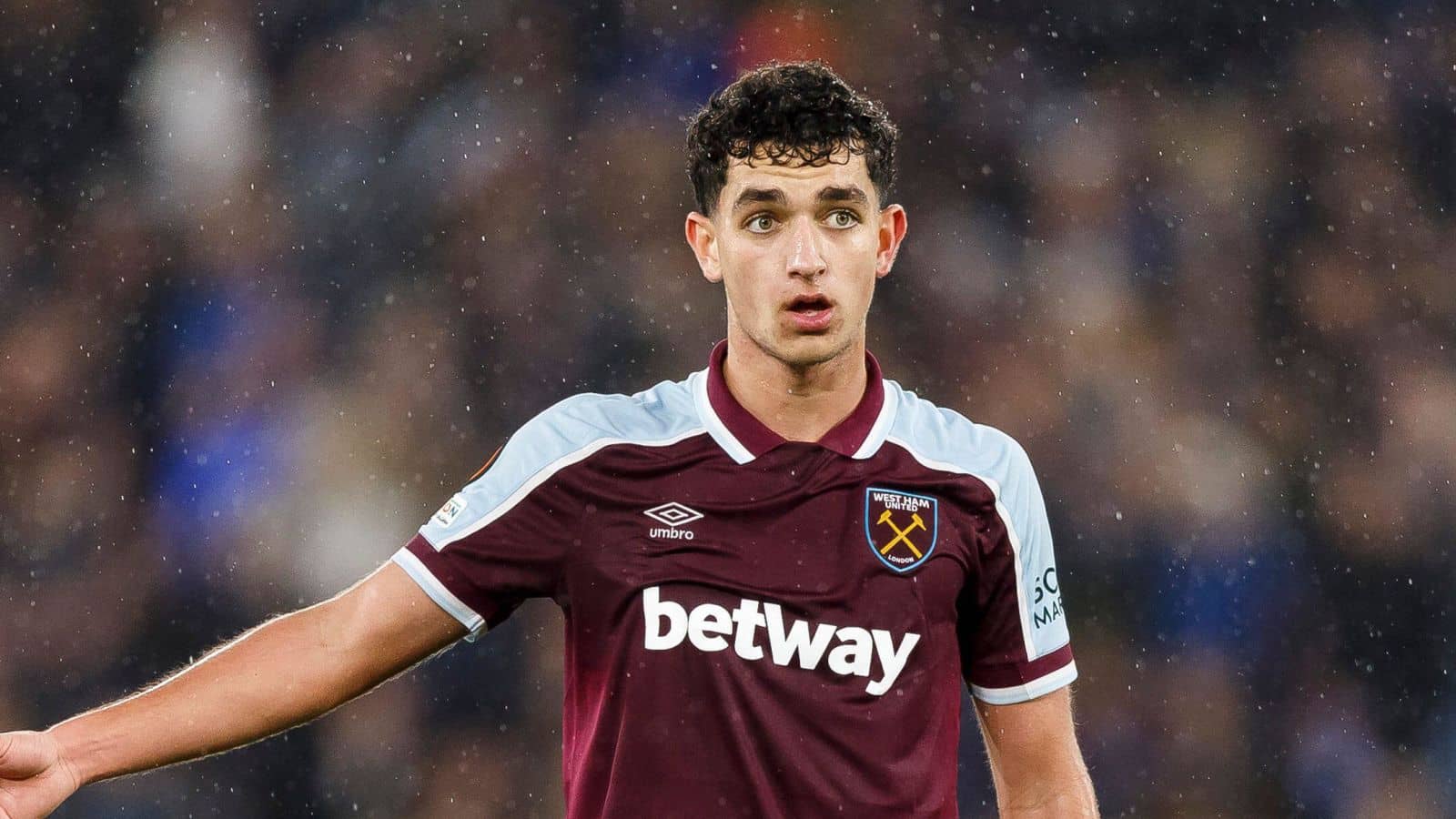 Leeds Utd transfer news: Sonny Perkins deal nears as report reveals ...