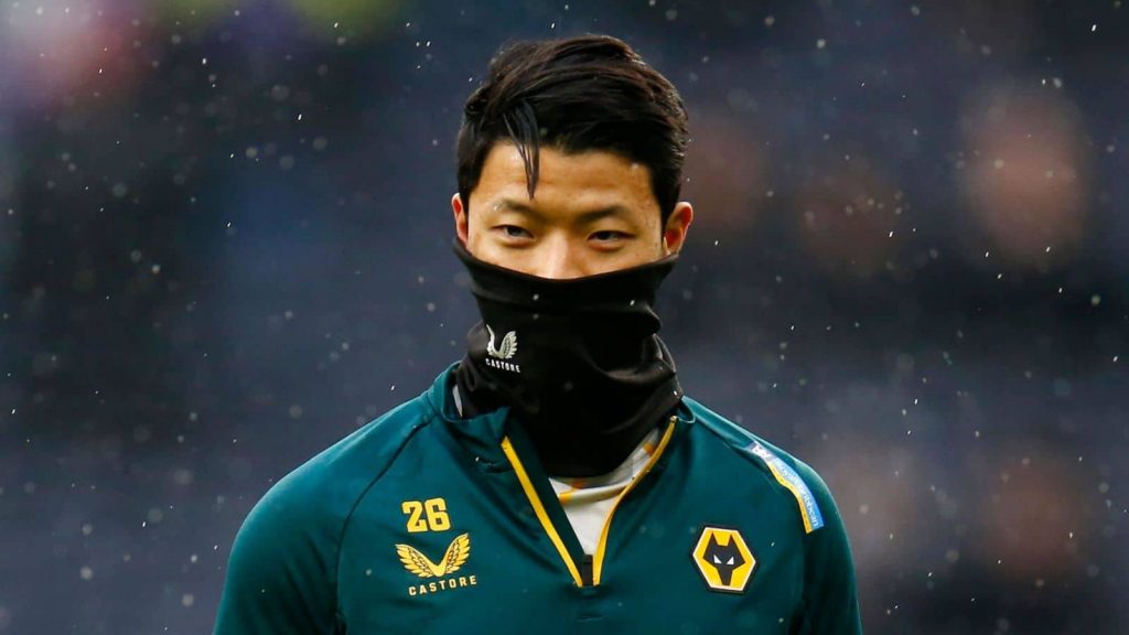 Hwang Hee-chan: Leeds set top limit for striker signing as Phil Hay ...