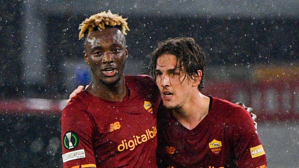 Roma talisman completes U-turn on Serie A stay to set up Man Utd ...