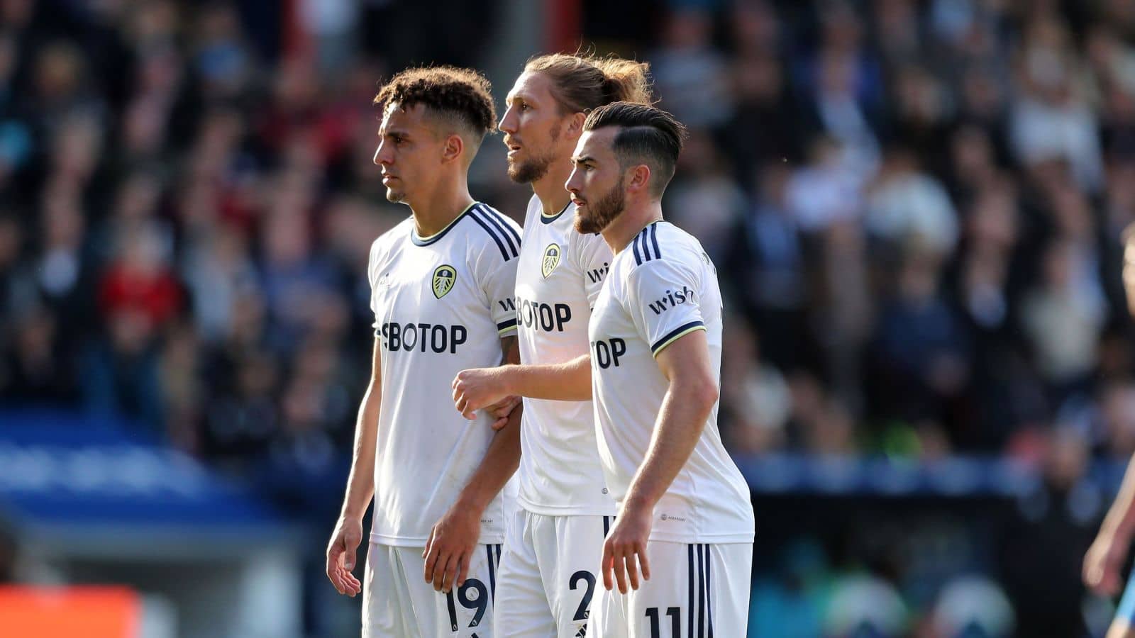 Leeds lay out major contract plan as fears grow of stopping Prem rivals ...