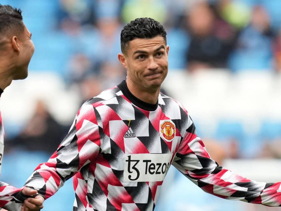 Cristiano Ronaldo latest: Man Utd turmoil opens up path for move that ...