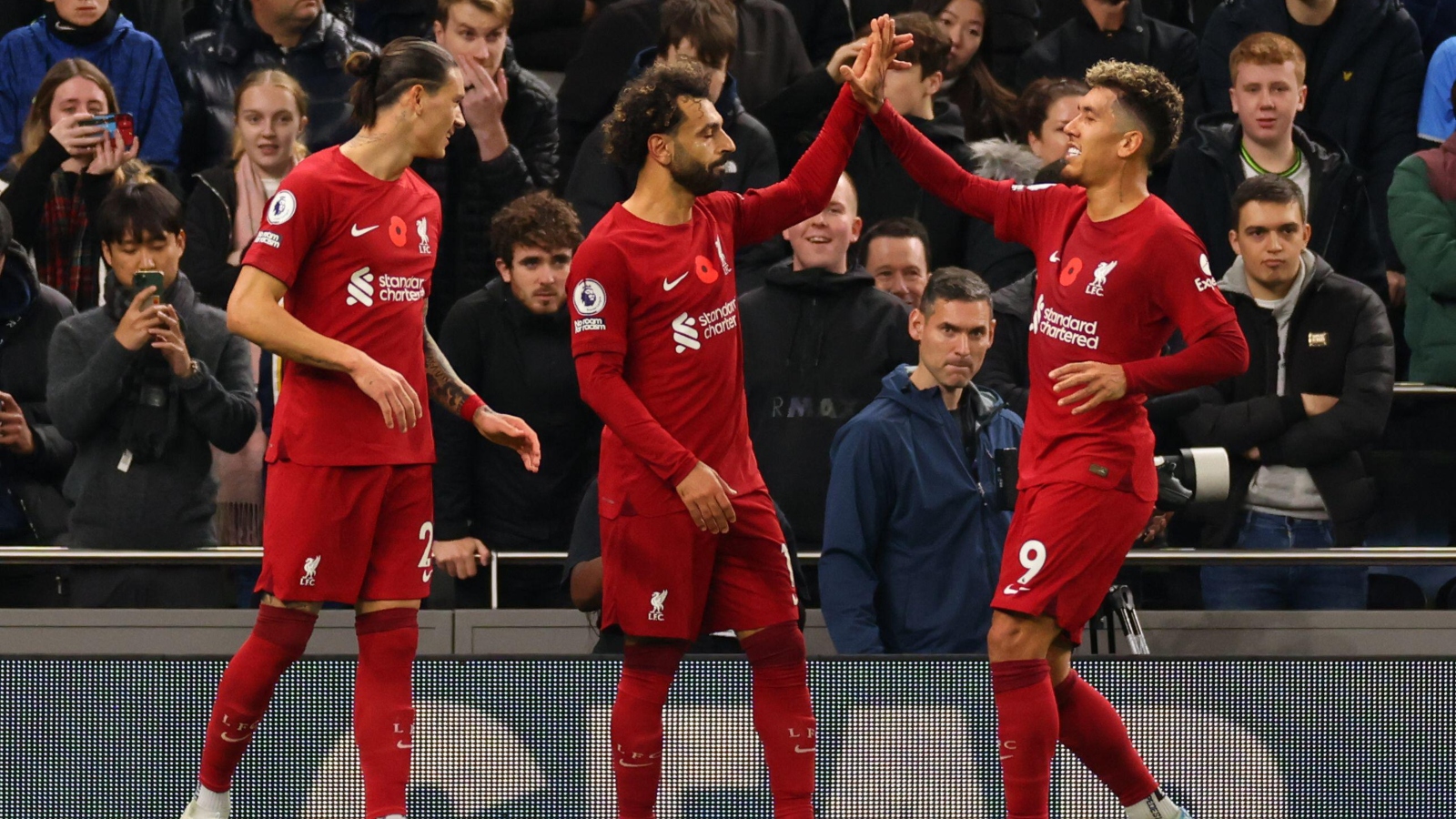 Predictions: Man Utd cause carnage at the Cottage; Leeds to give ...