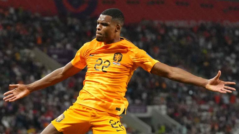 Denzel Dumfries Praised By Expert For breathless World Cup