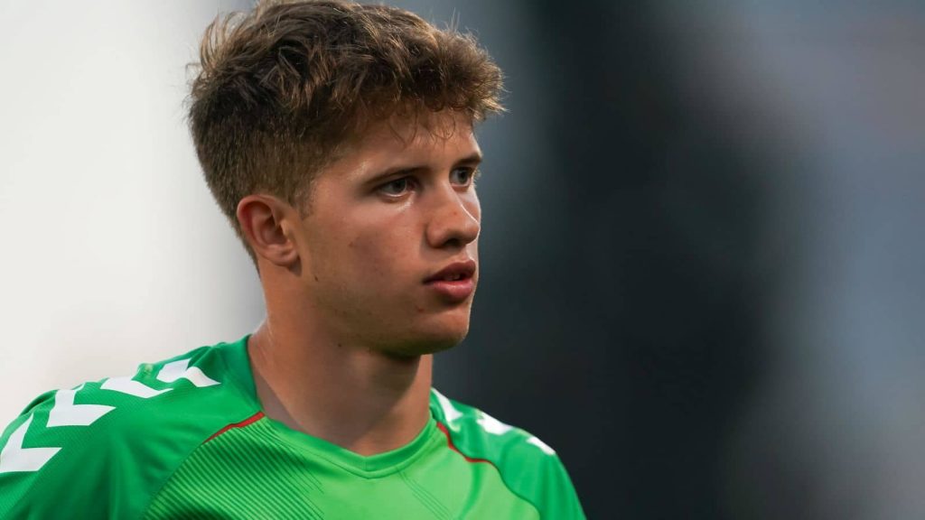 Exclusive: Arsenal lead charge as Villa, Newcastle, Brentford join ...