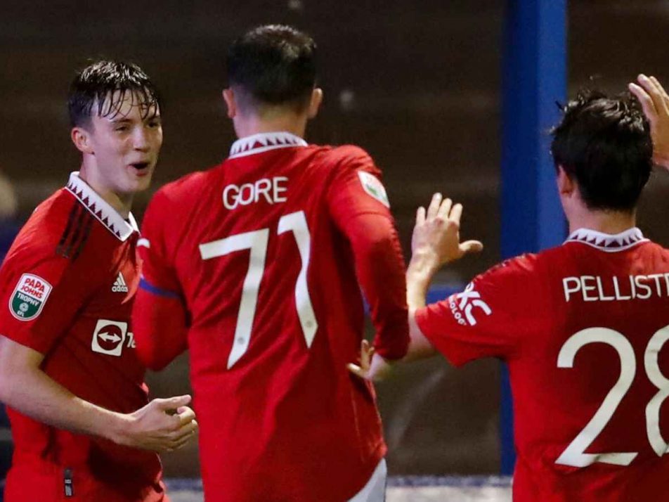 Man Utd transfer news: Highly-rated young striker in talks to secure ...