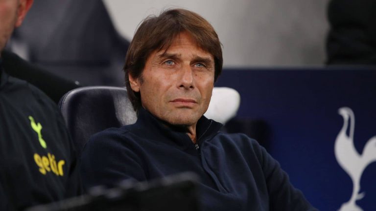 Tottenham boss Antonio Conte to undergo surgery today, with presence ...