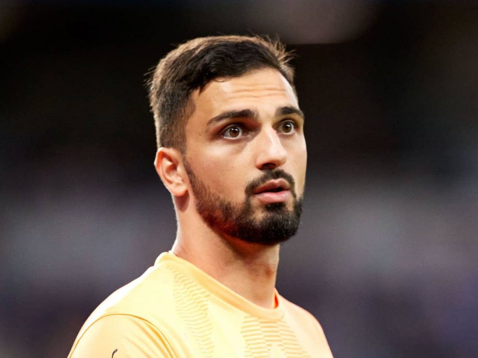 Third source confirms Man Utd and Tottenham talks for LaLiga ...