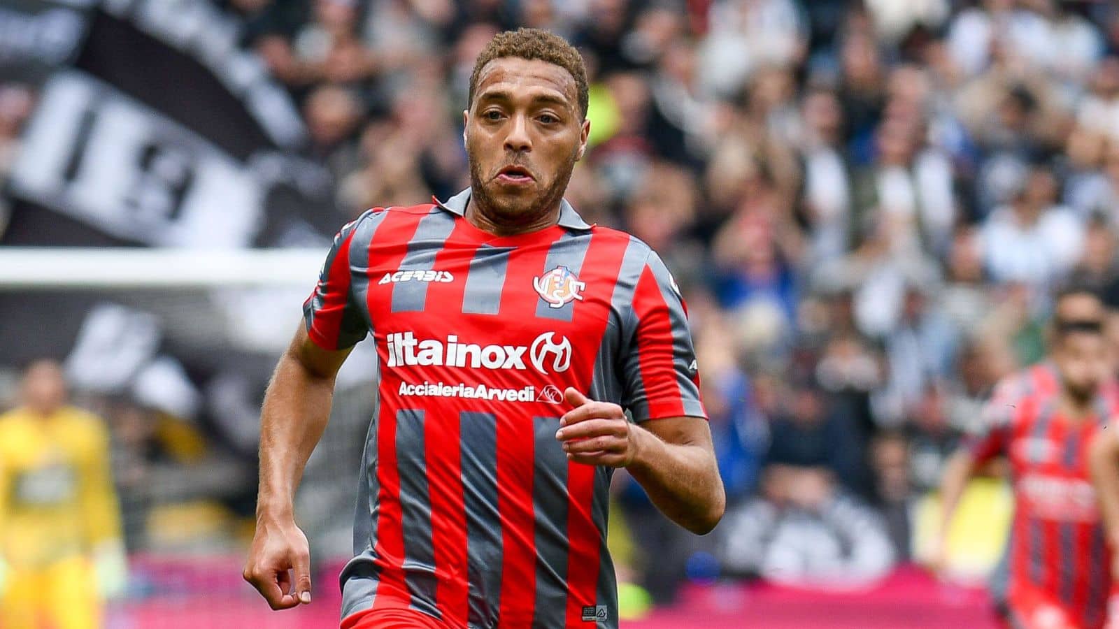 Rangers 'well advanced' in deal to sign €5m Nigerian striker to replace ... Rangers 'well advanced' in deal to sign €5m Nigerian striker to replace ...