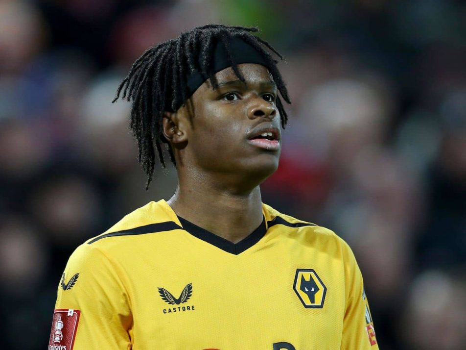 Sources: Rotherham beat host of clubs to signing of Wolves defender ...