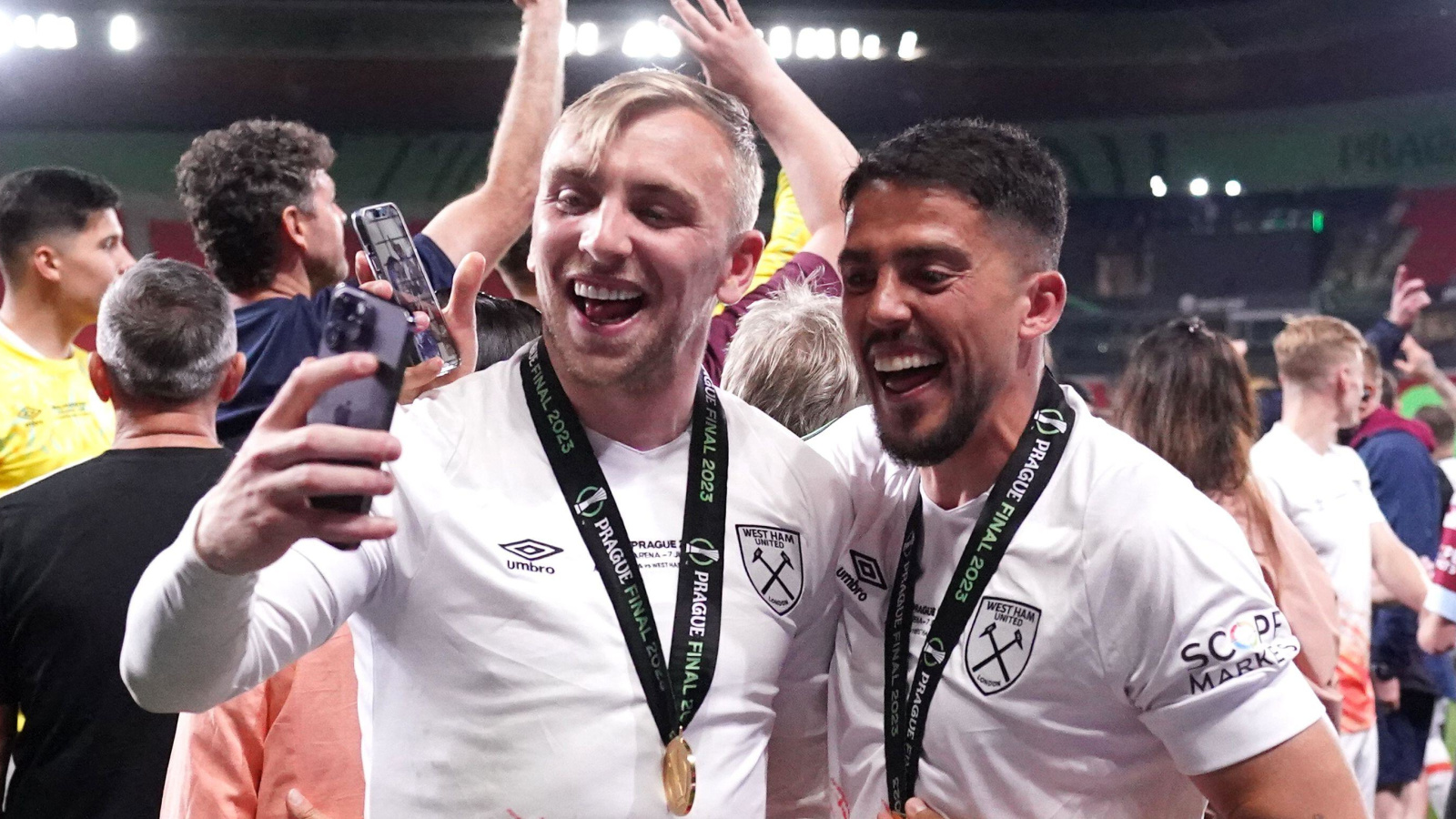 Chances of West Ham midfielder leaving in January escalate as contract ...