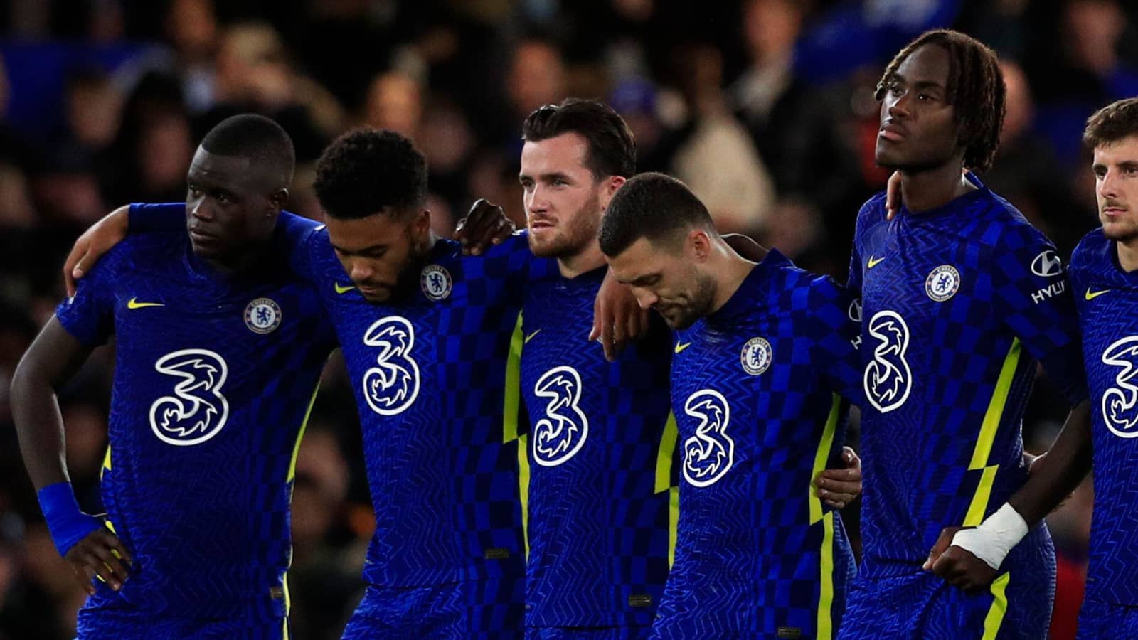 Jose Mourinho eyes double Chelsea raid for Roma with damaging ...