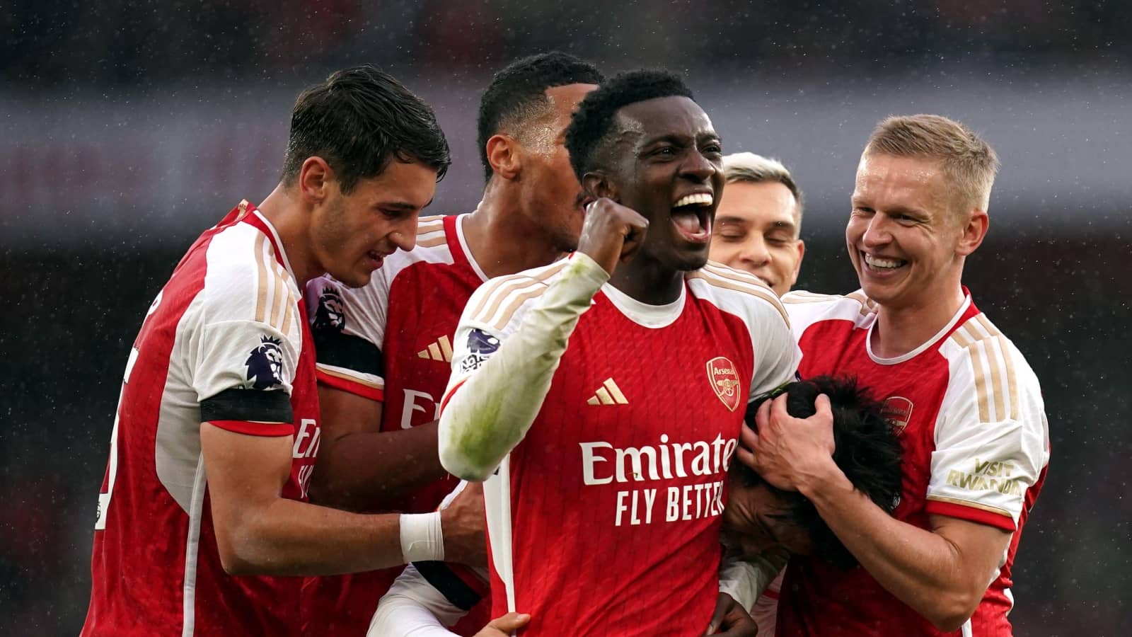 Arsenal transfers: Star's agent travels for face-to-face talks as ...