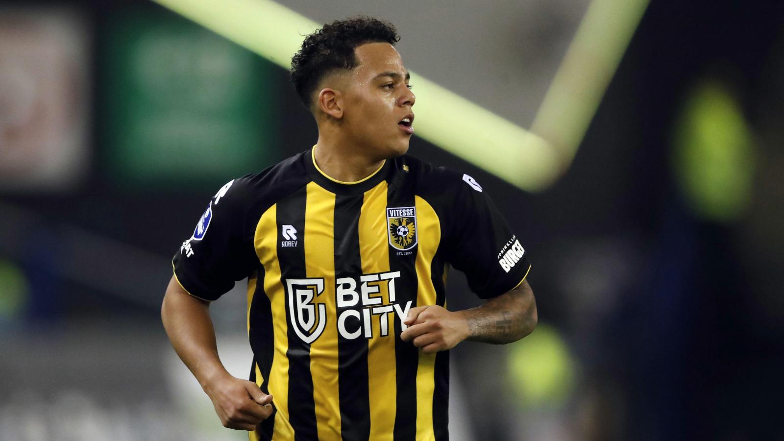 Manhoef move still on, with Rangers poised to strike for classy 22-year ...