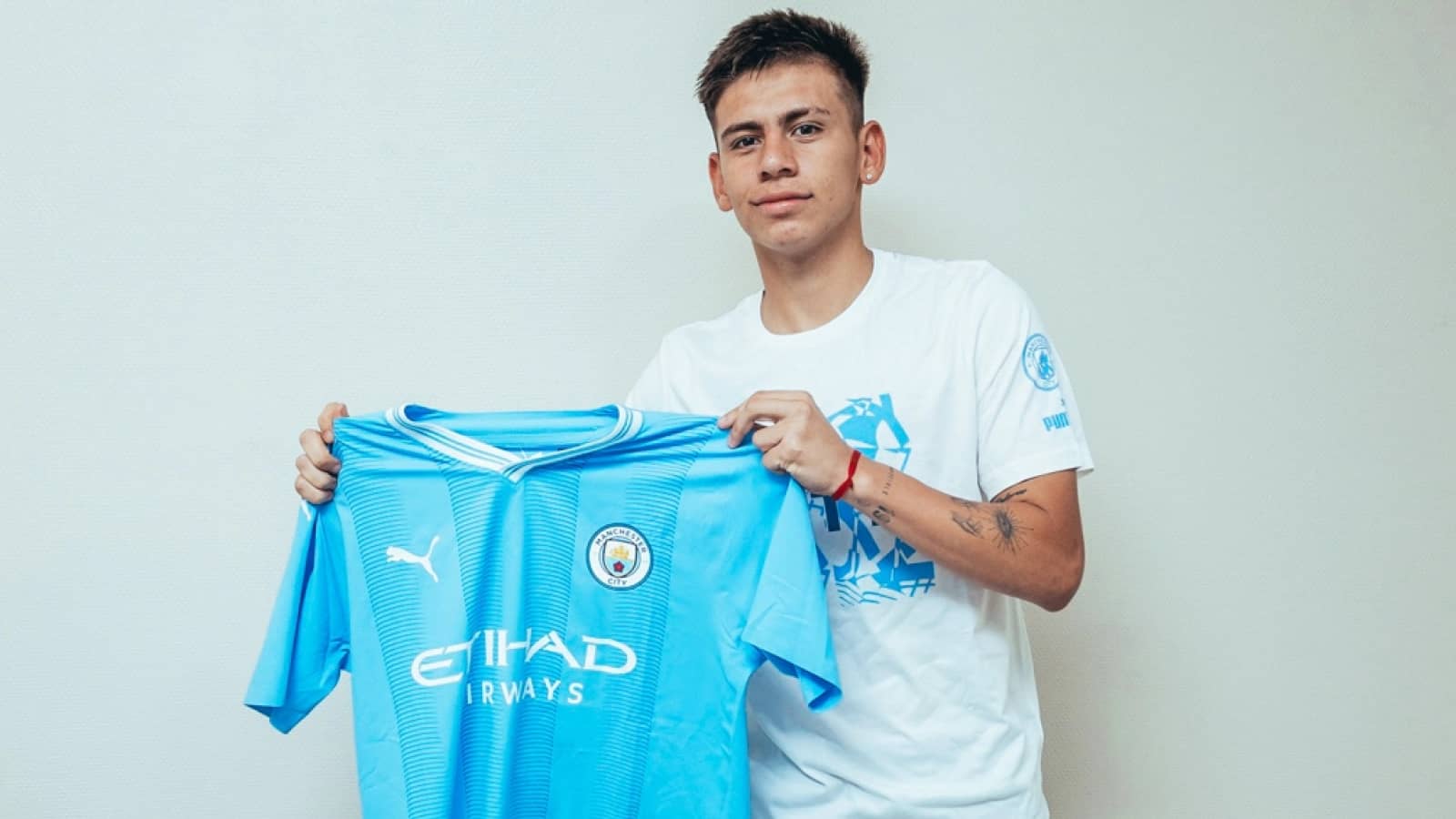 Man City announce signing of star who humbled Brazil; transfer fee ...