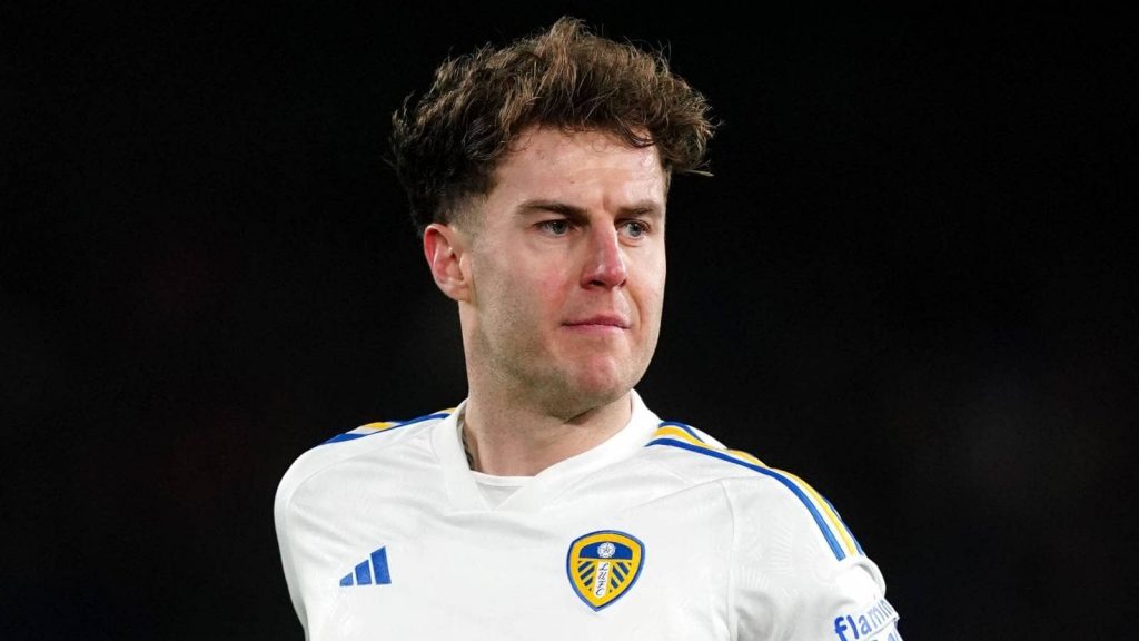 Tottenham tell Leeds asking price for permanent Joe Rodon deal but ...