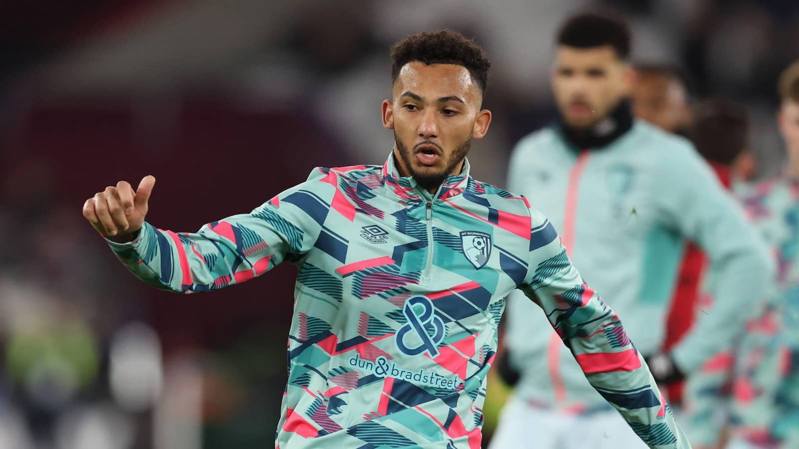 Newcastle shock Liverpool, Tottenham by sensationally joining race for ...