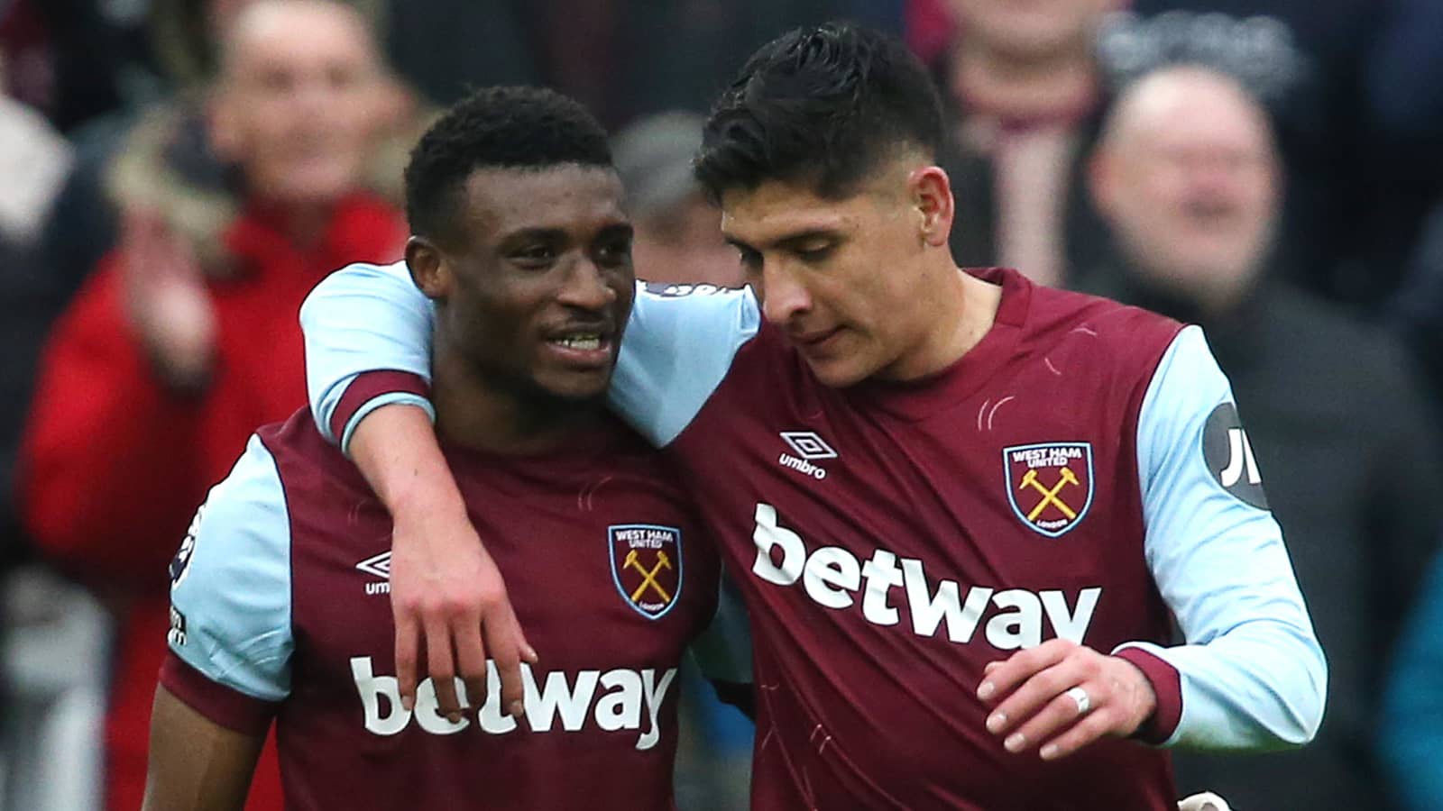 Man Utd transfers: West Ham stunned as move for 2023 signing gets ...