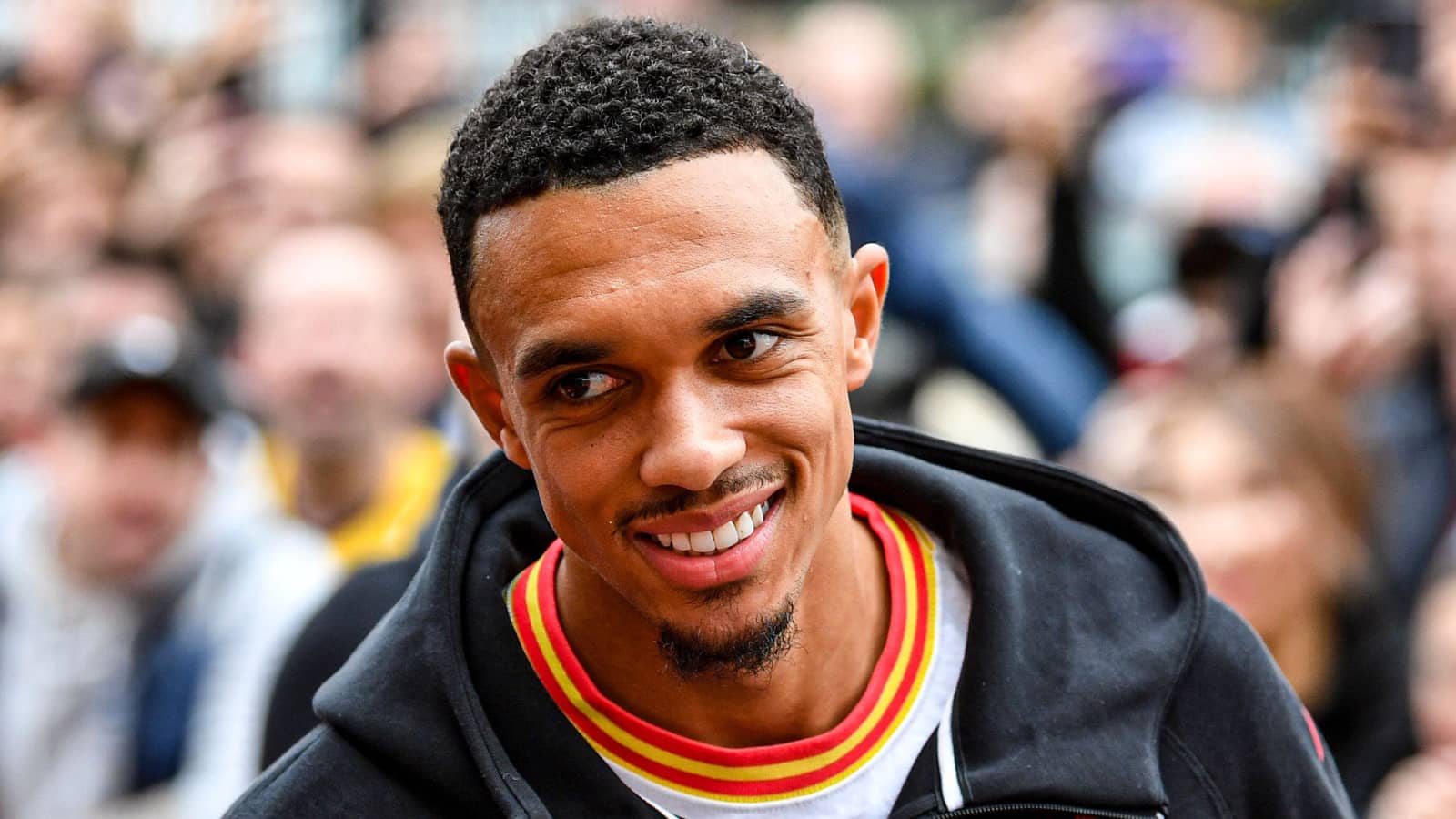 Alexander-Arnold contract: Liverpool finally make 'progress' after Real ...