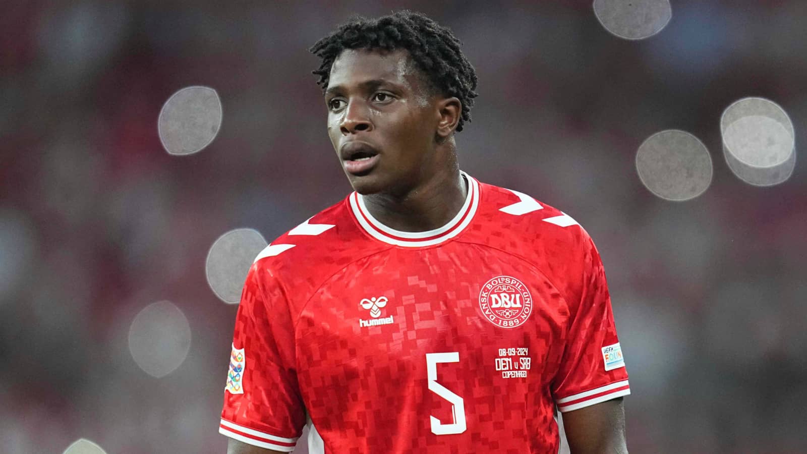 Man Utd transfers: Cheaper LWB identified if 'more expensive' pair can ...