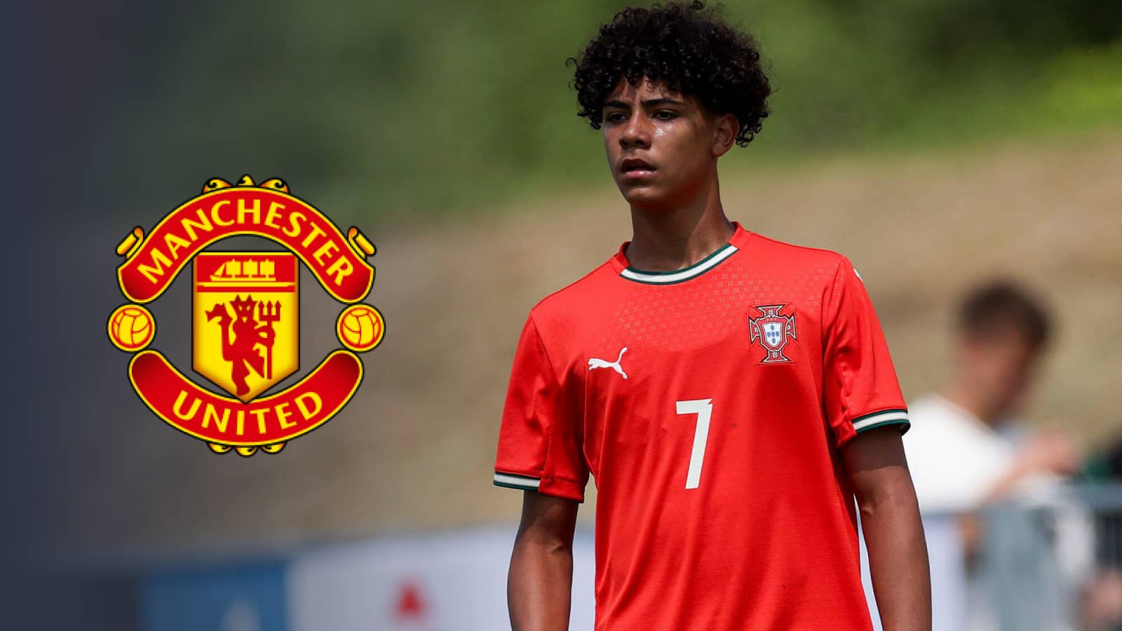Man Utd watching son of elite former Red Devil with 16-club showdown possible