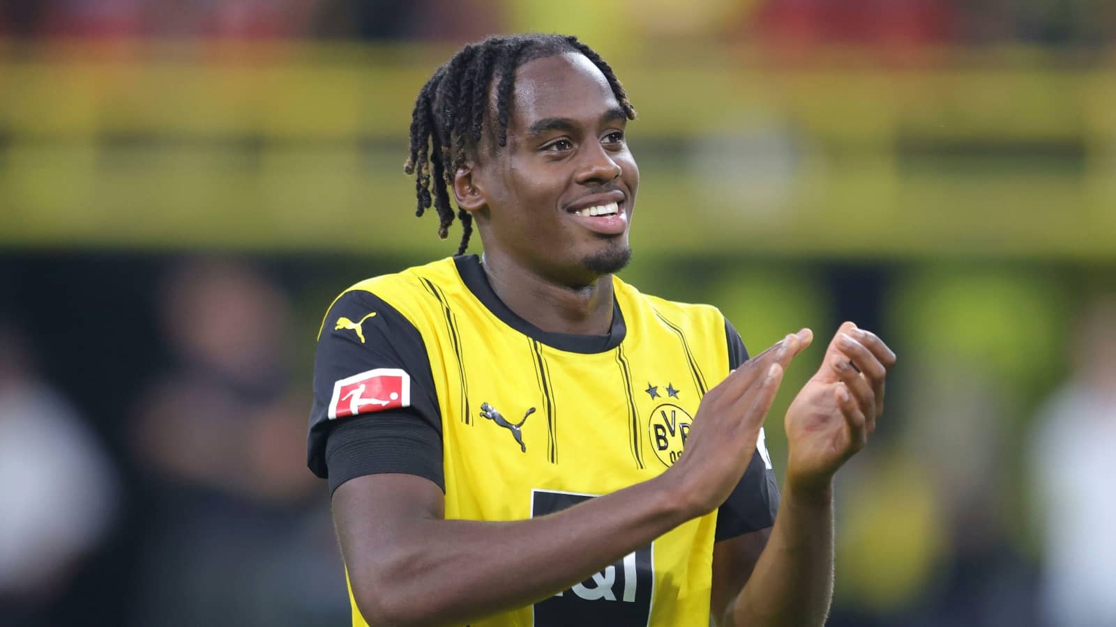 Chelsea transfer news: Jamie Gittens move confirmed by Dortmund; shock ...