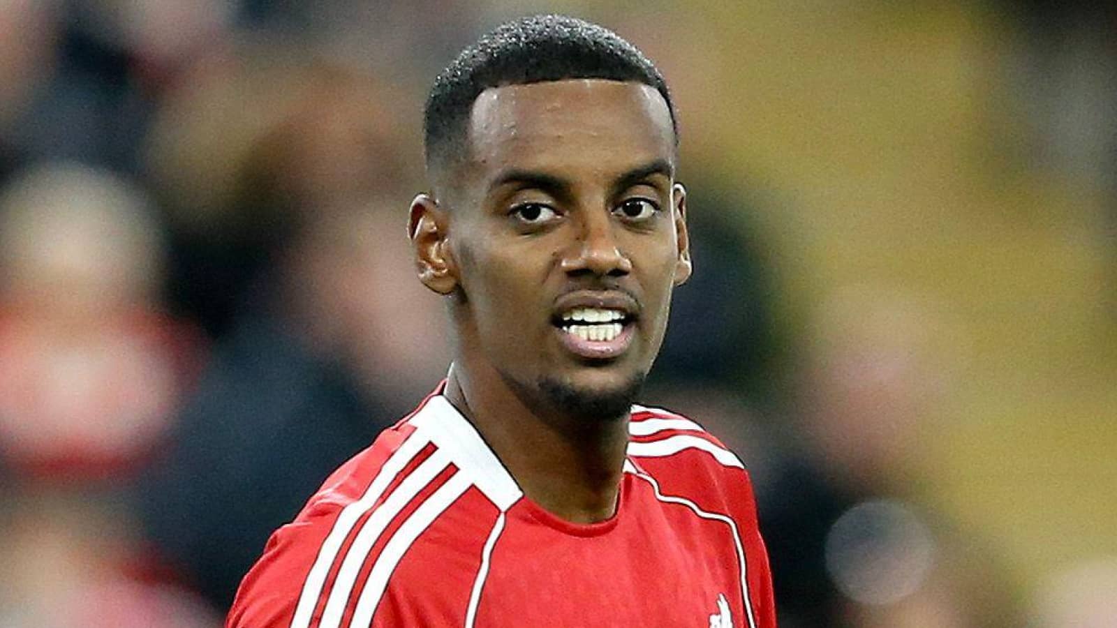 Alexander Isak: Pundits gobsmacked by 'bizarre' Liverpool moment - 'I ...