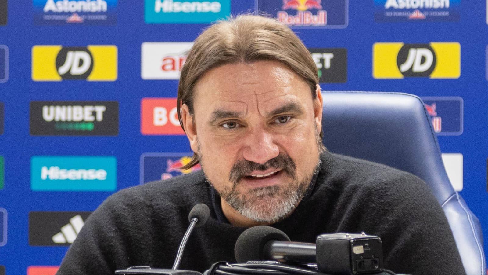 Daniel Farke: Leeds United cautious over new contract for boss as ...