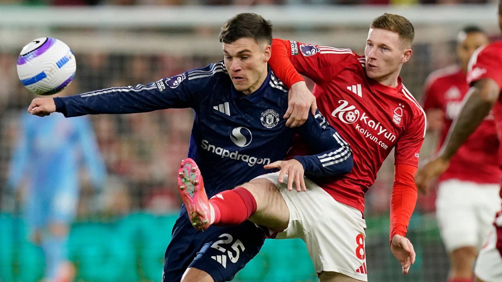 Man Utd: Midfielder transfer approved with sources fully expecting deal ...