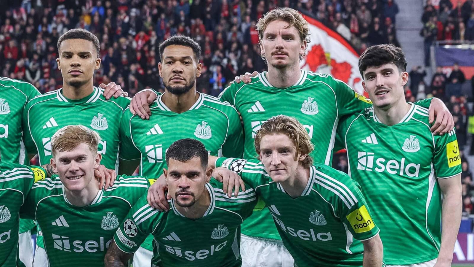 Man Utd want to sign and convert Newcastle star into wingback to ...